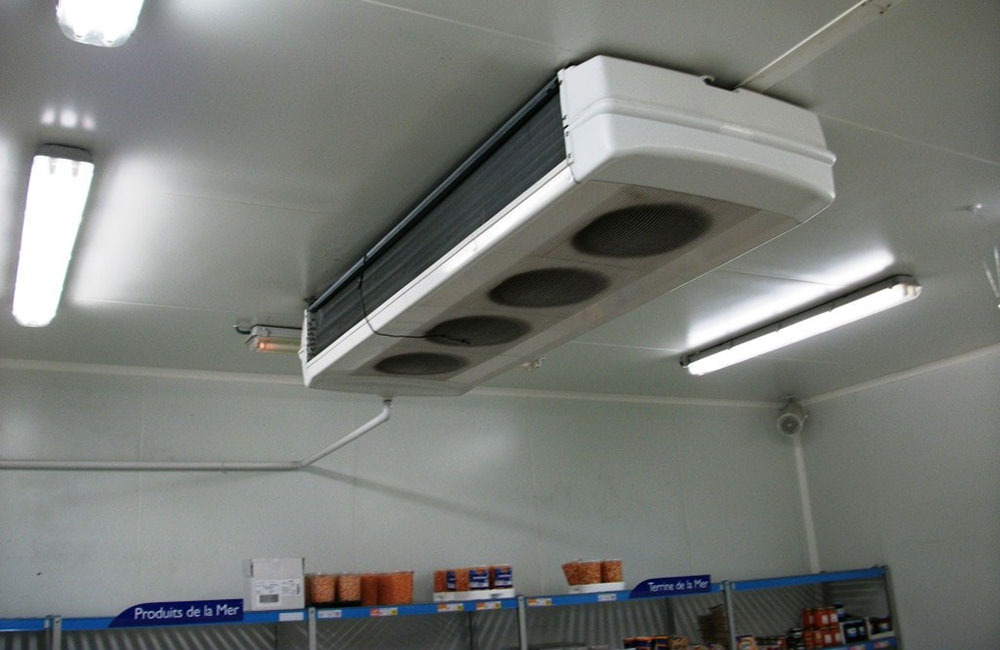 pose-evaporateur-plafond-chambre-refrigere - Froid Concept